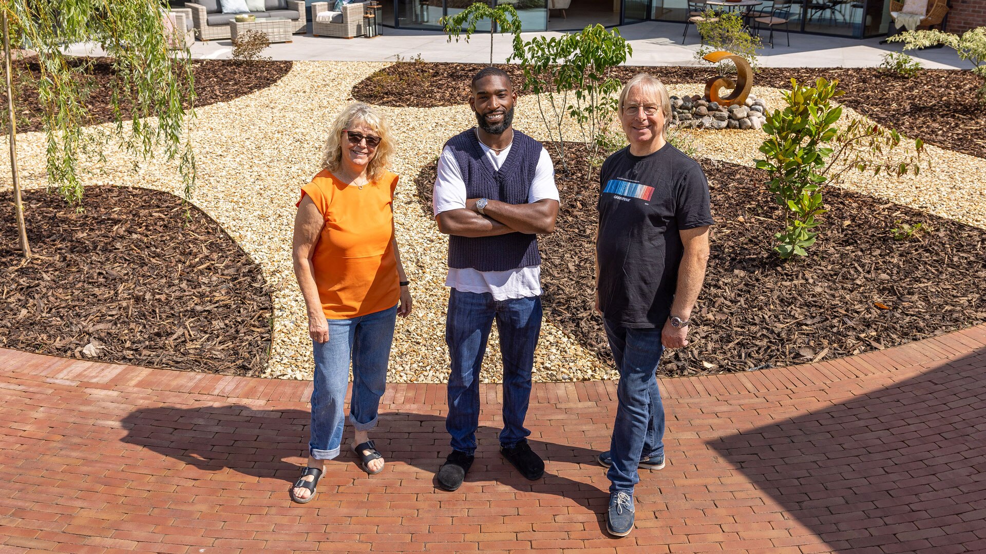 How To Watch Extraordinary Extensions Season 2 In Europe