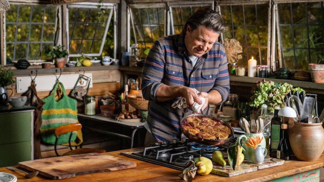 Watch Jamie: What To Eat This Week - Autumn In Europe (free)